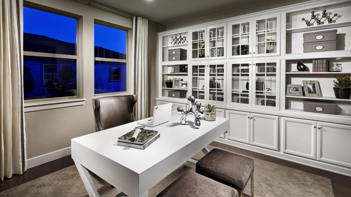 Den / Study – Arlun, Inc.